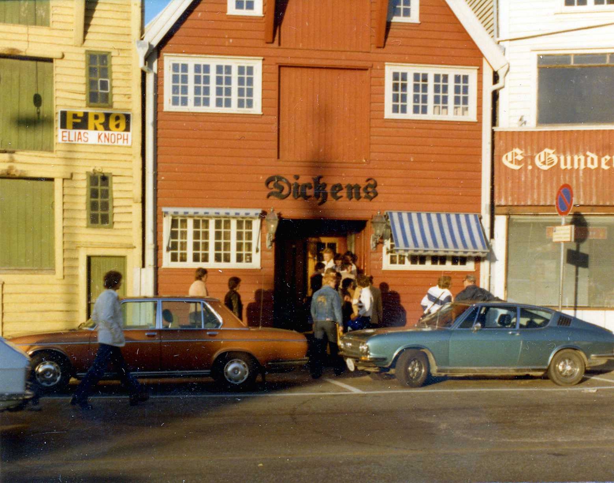 Da dykkerne la til kai i Stavanger havn, etter endt dykkerjobb, dro ...