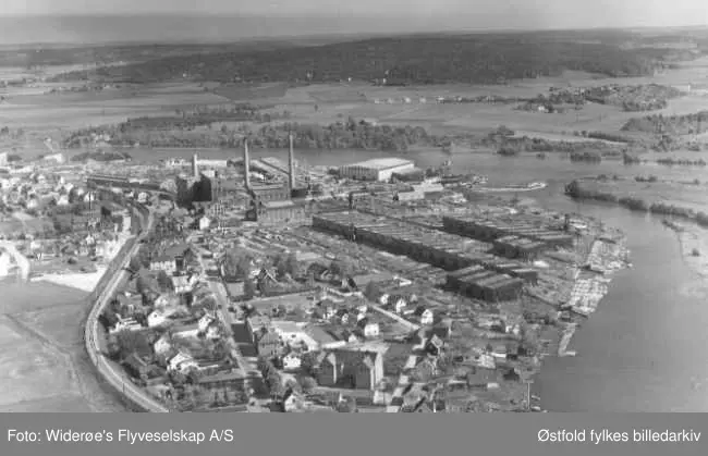 flyfoto, oversikt, Greåker, - Østfold fylkes billedarkiv / DigitaltMuseum